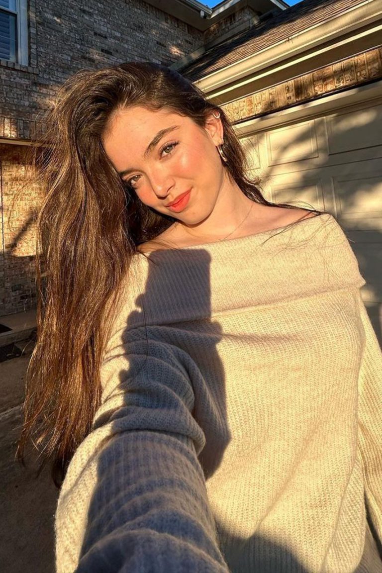 VICTORIA VIERA – Latinvasion